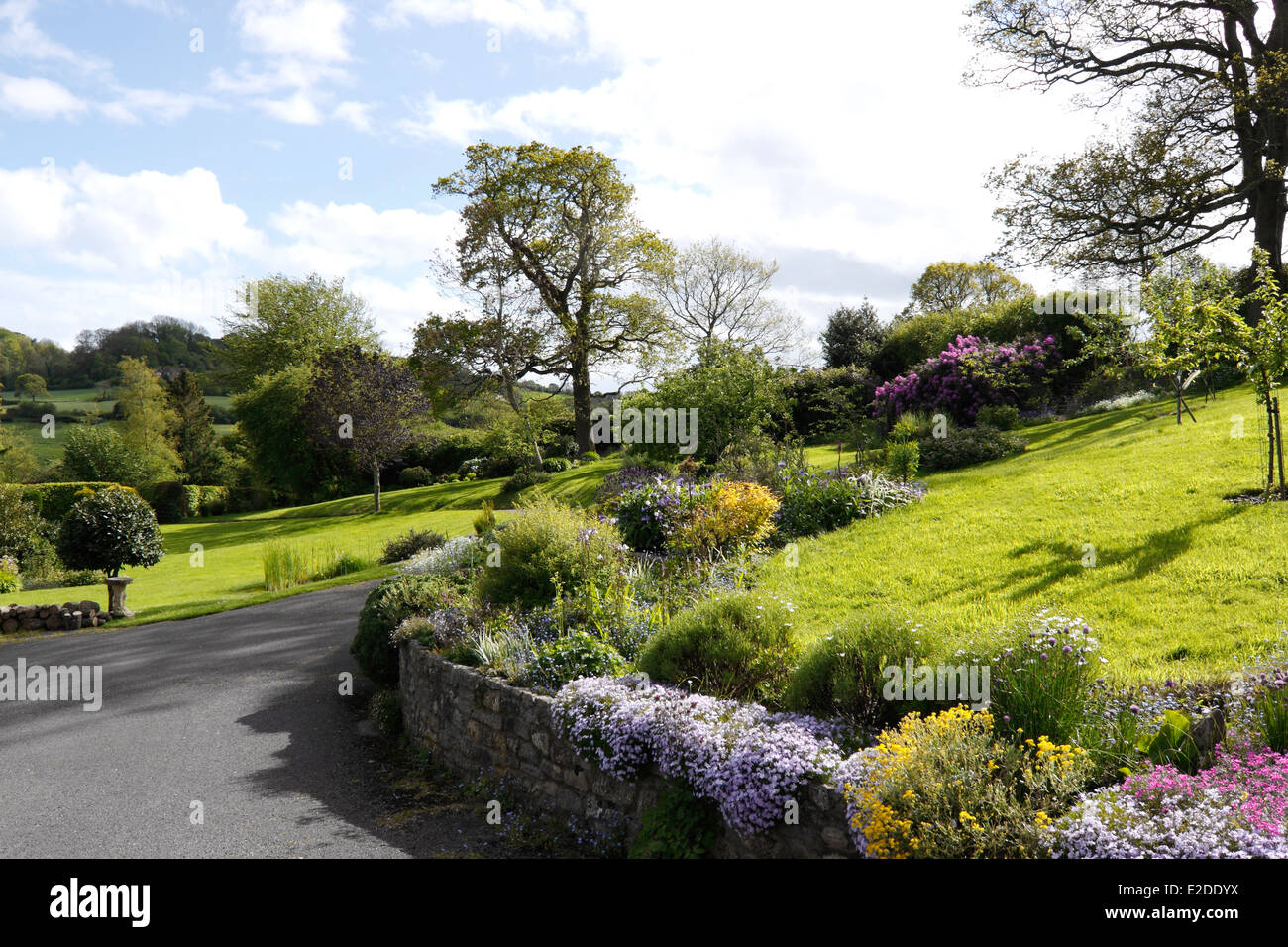 English spring bed hi-res stock photography and images - Alamy