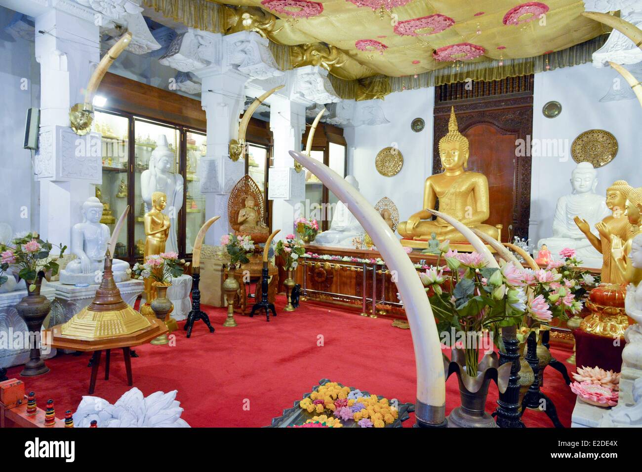 Sri Lanka Central Province Kandy District Kandy Sacred city of Kandy ...