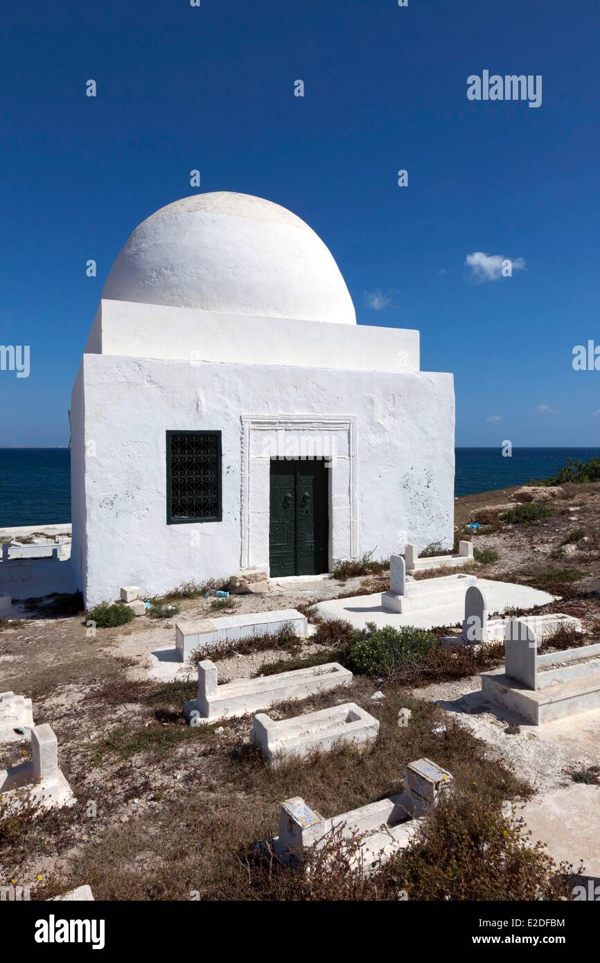 Tomb of marabout hi-res stock photography and images - Alamy