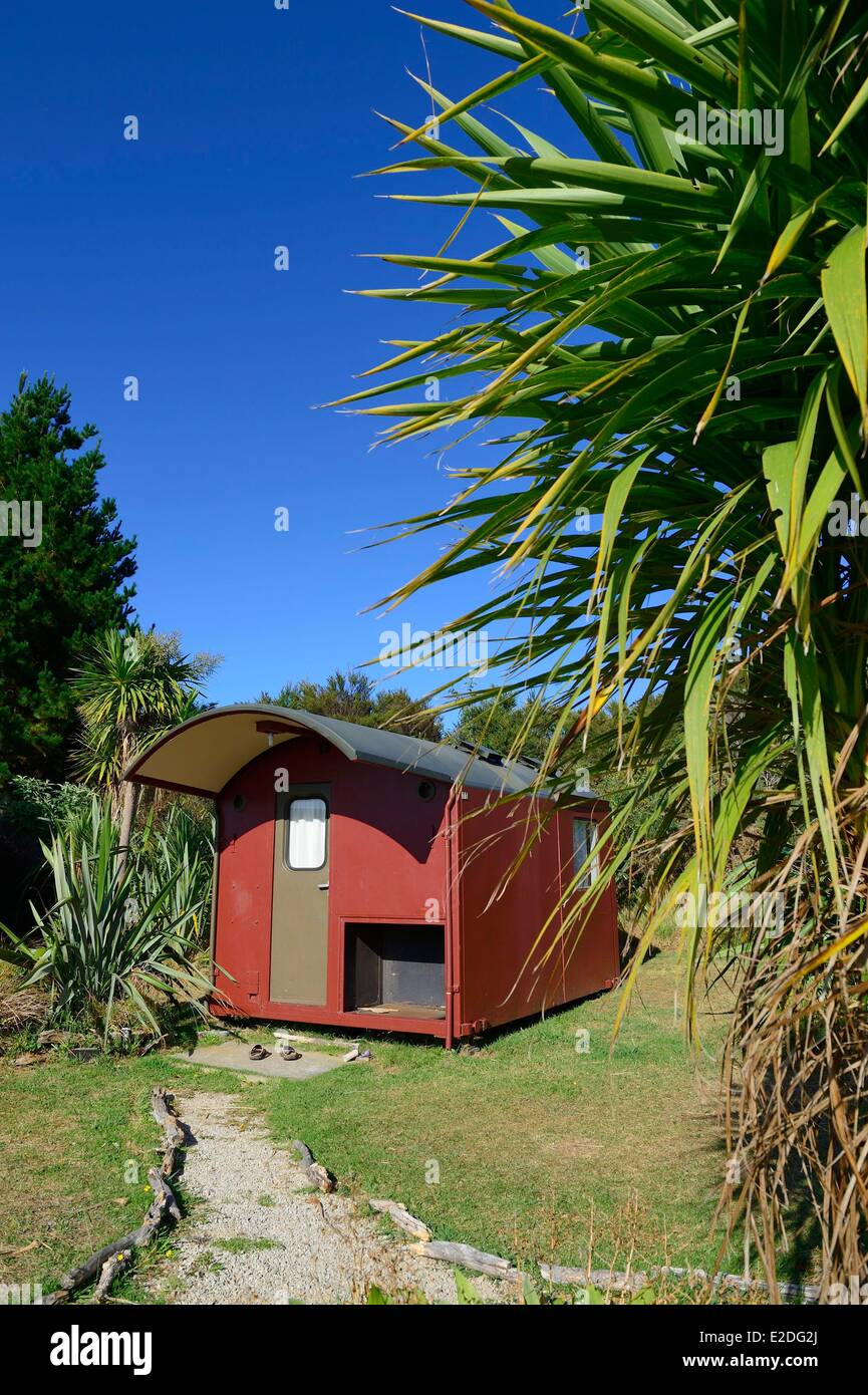 New Zealand North island Raglan Solscape Eco-Retreat overlooking the ...