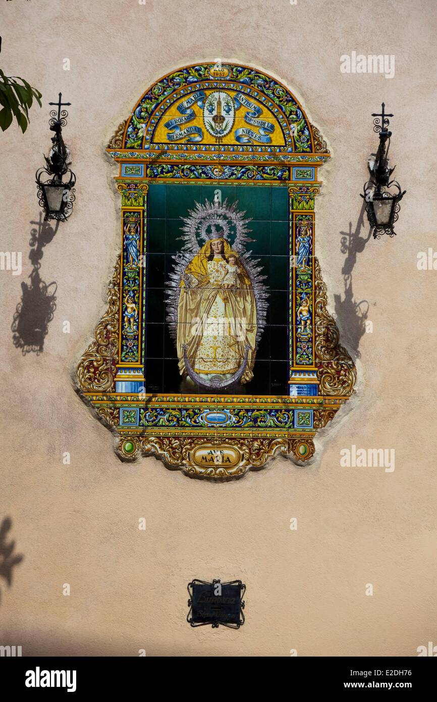 Virgin of macarena hi-res stock photography and images - Alamy