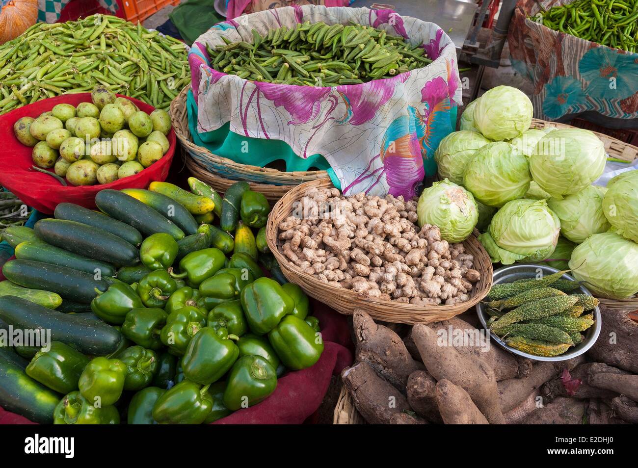 India Rajasthan state Udaipur the fruit and vegetable market Stock ...