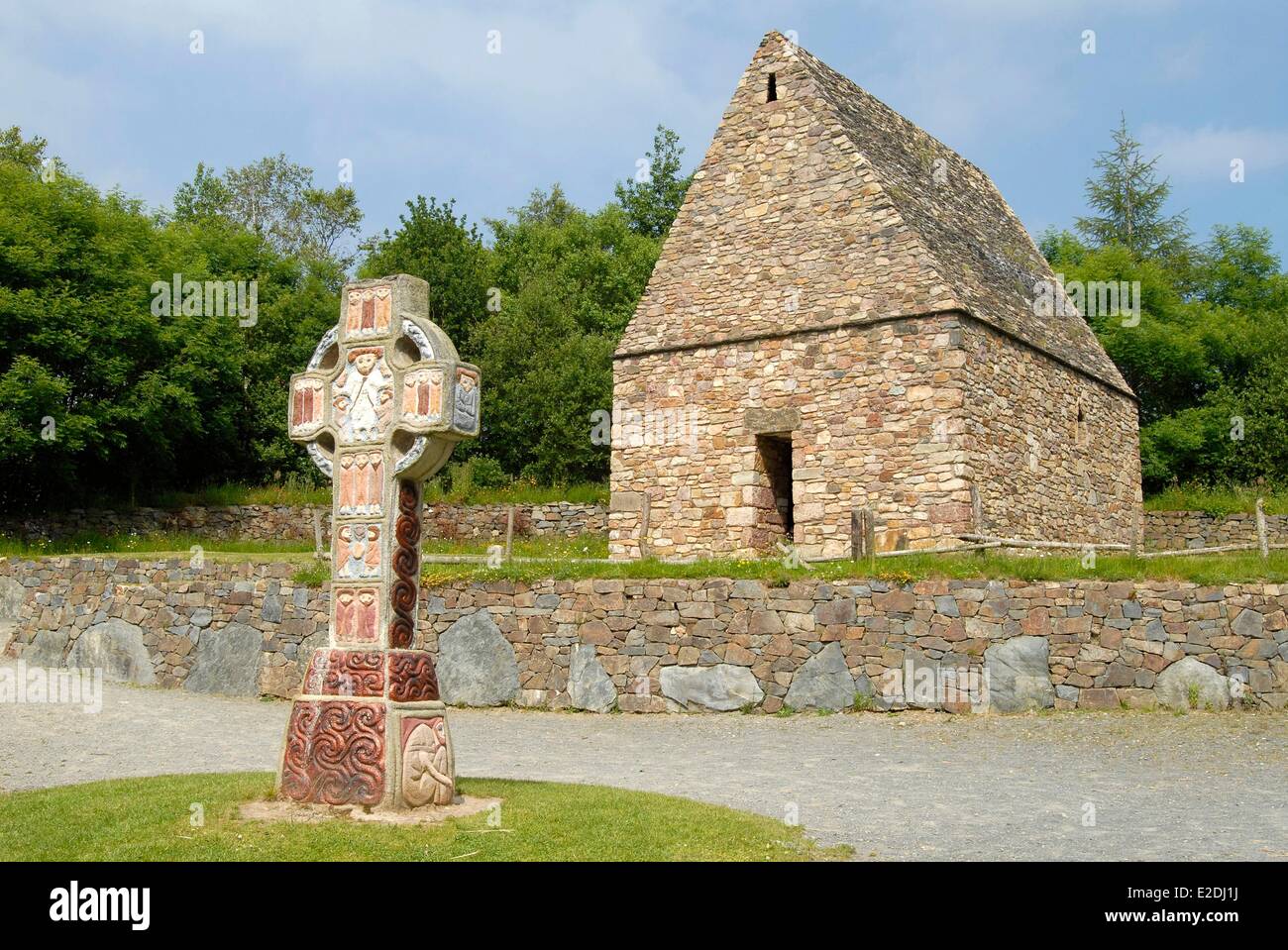 The irish national heritage park hi-res stock photography and images ...
