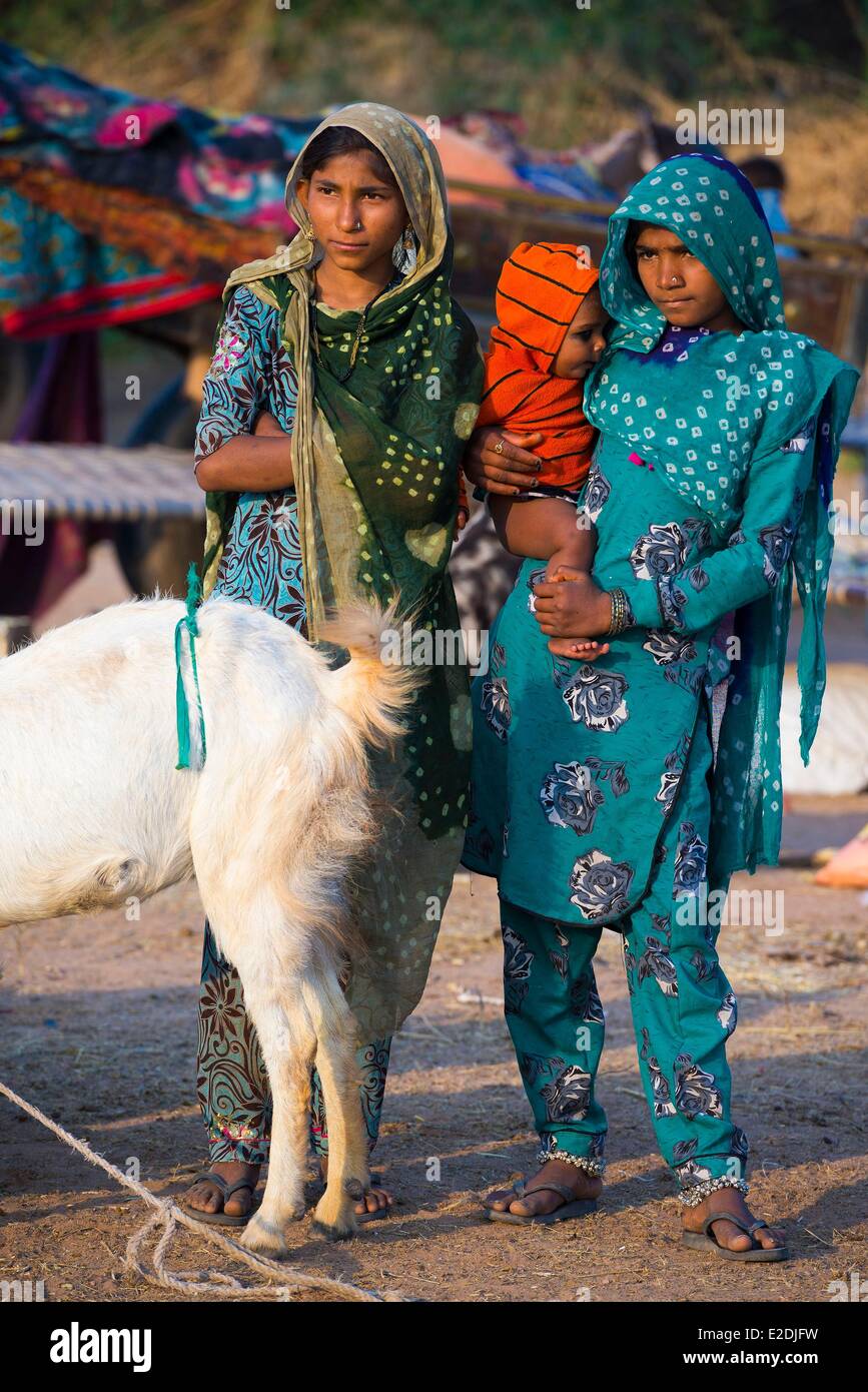 India village people hi-res stock photography and images - Alamy