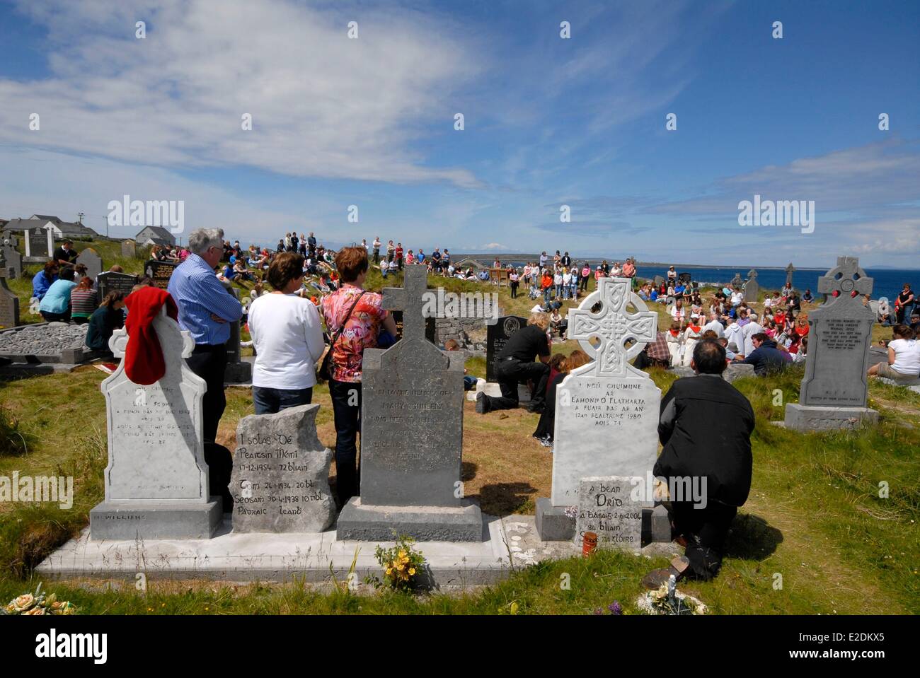 Open air mass ireland hi-res stock photography and images - Alamy