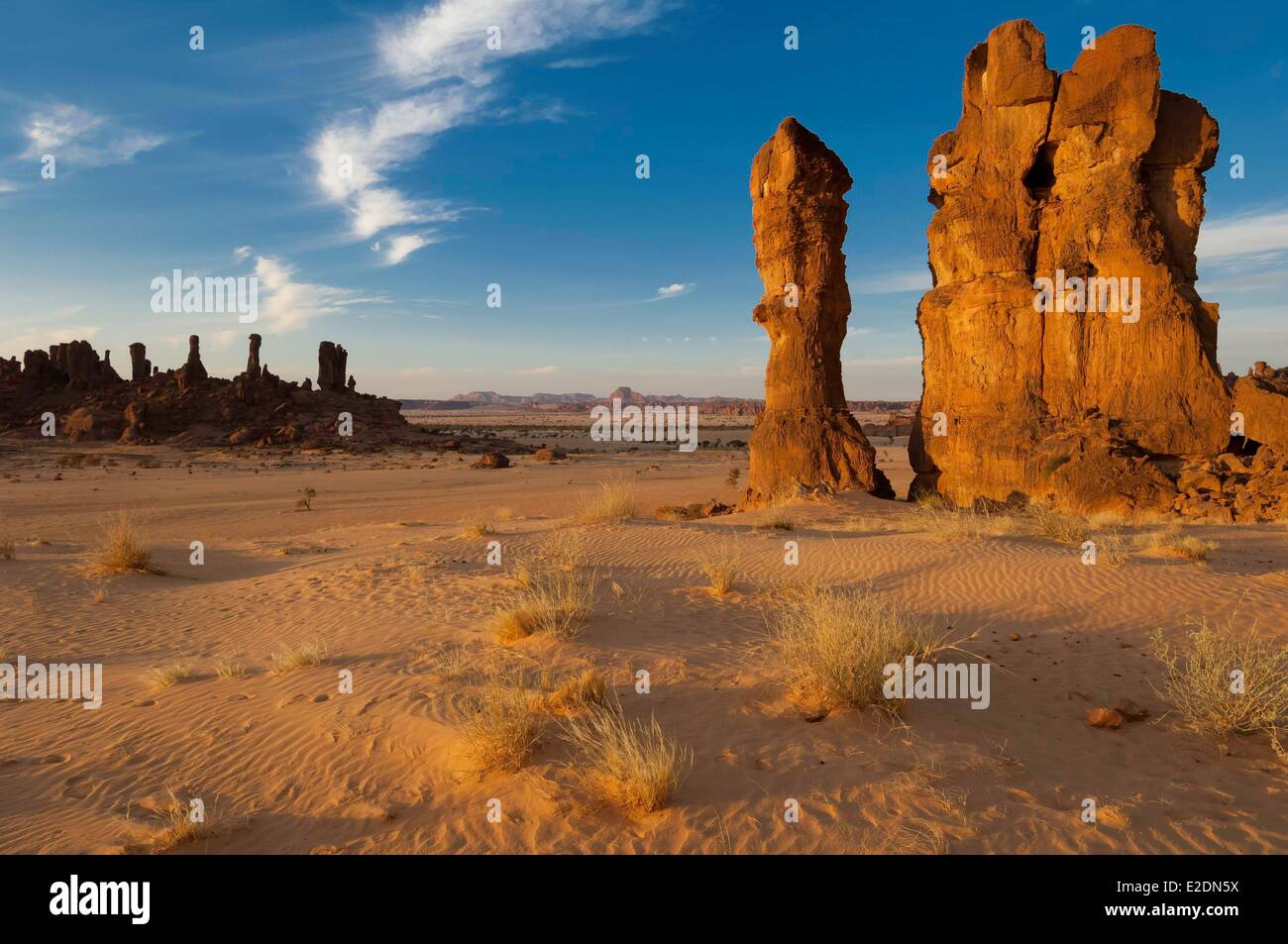 Chad Southern Sahara desert Ennedi massif Deli needles Stock Photo - Alamy