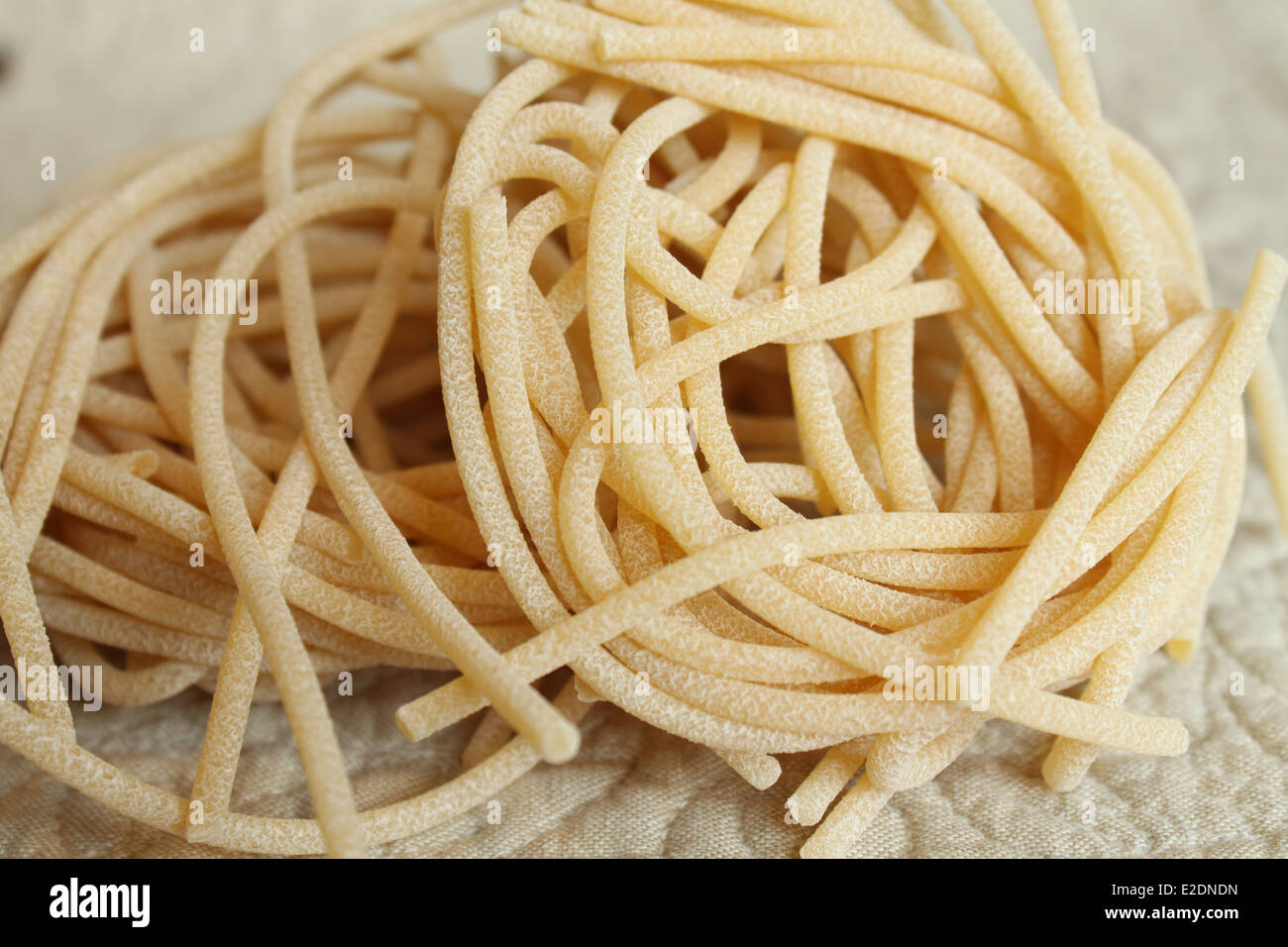 Pici cacio e pepe hi-res stock photography and images - Alamy