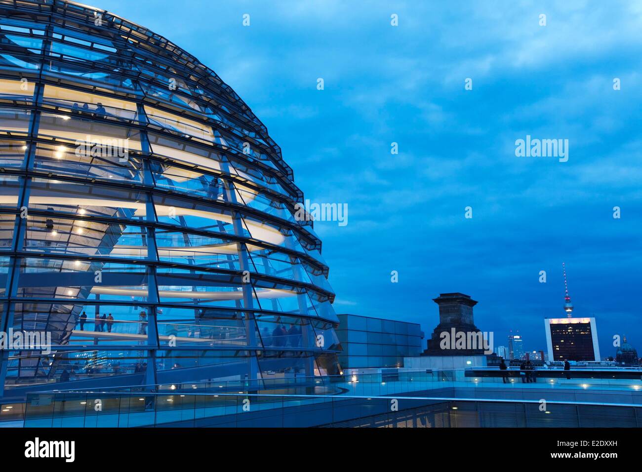 Reichstag palace dome hi-res stock photography and images - Alamy