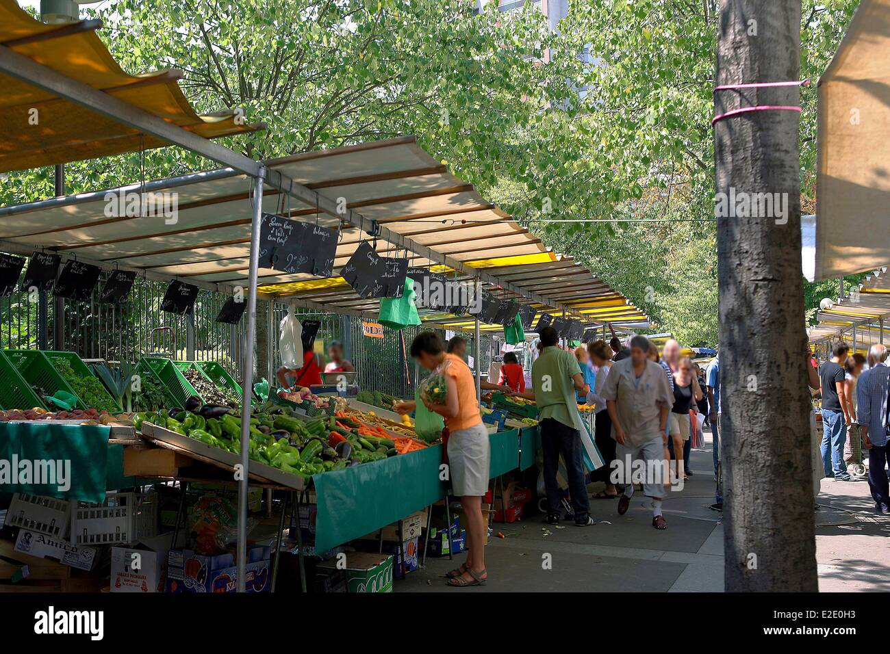 France Paris Place des Fetes market place Stock Photo - Alamy
