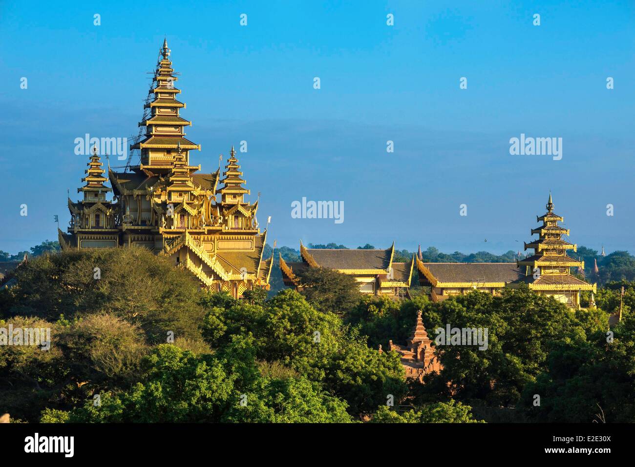 Myanmar (Burma) Mandalay division Bagan old historic capital Golden ...
