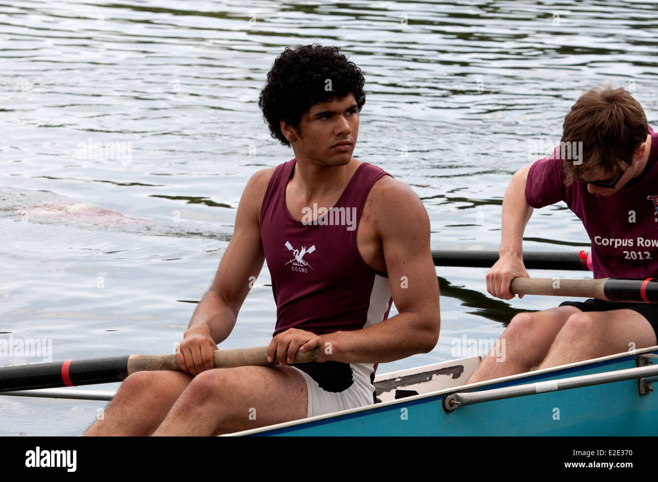 Cambridge rowing race bumps mens hi-res stock photography and images ...