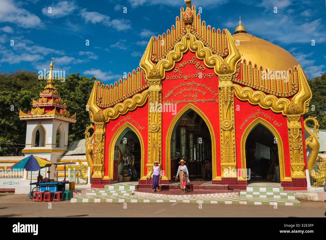 Myanmar (Burma) Sagaing division Sagaing Kaung Mu Daw pagoda Stock ...