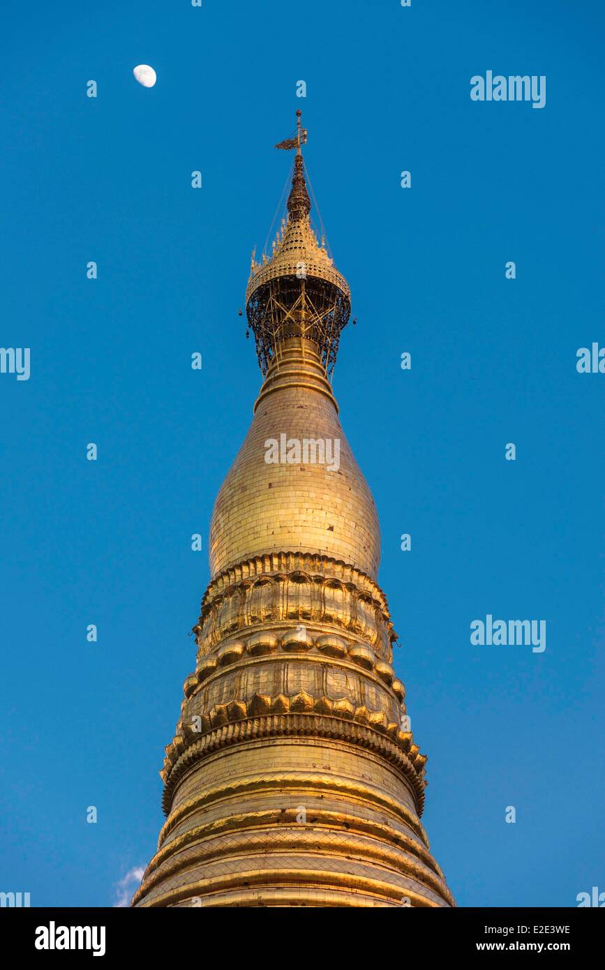 Myanmar (Burma) Yangon division Yangon district of Kandawgyi Shwedagon ...