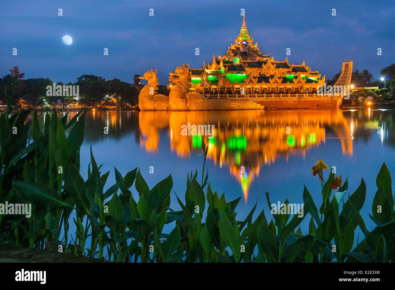 Myanmar (Burma) Yangon division Yangon Kandawgyi Lake floating ...