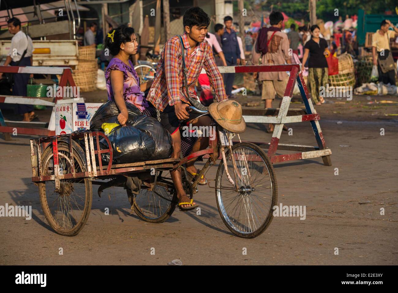 Myanmar (Burma) Yangon division Yangon Hlaing township Thirimingalar ...