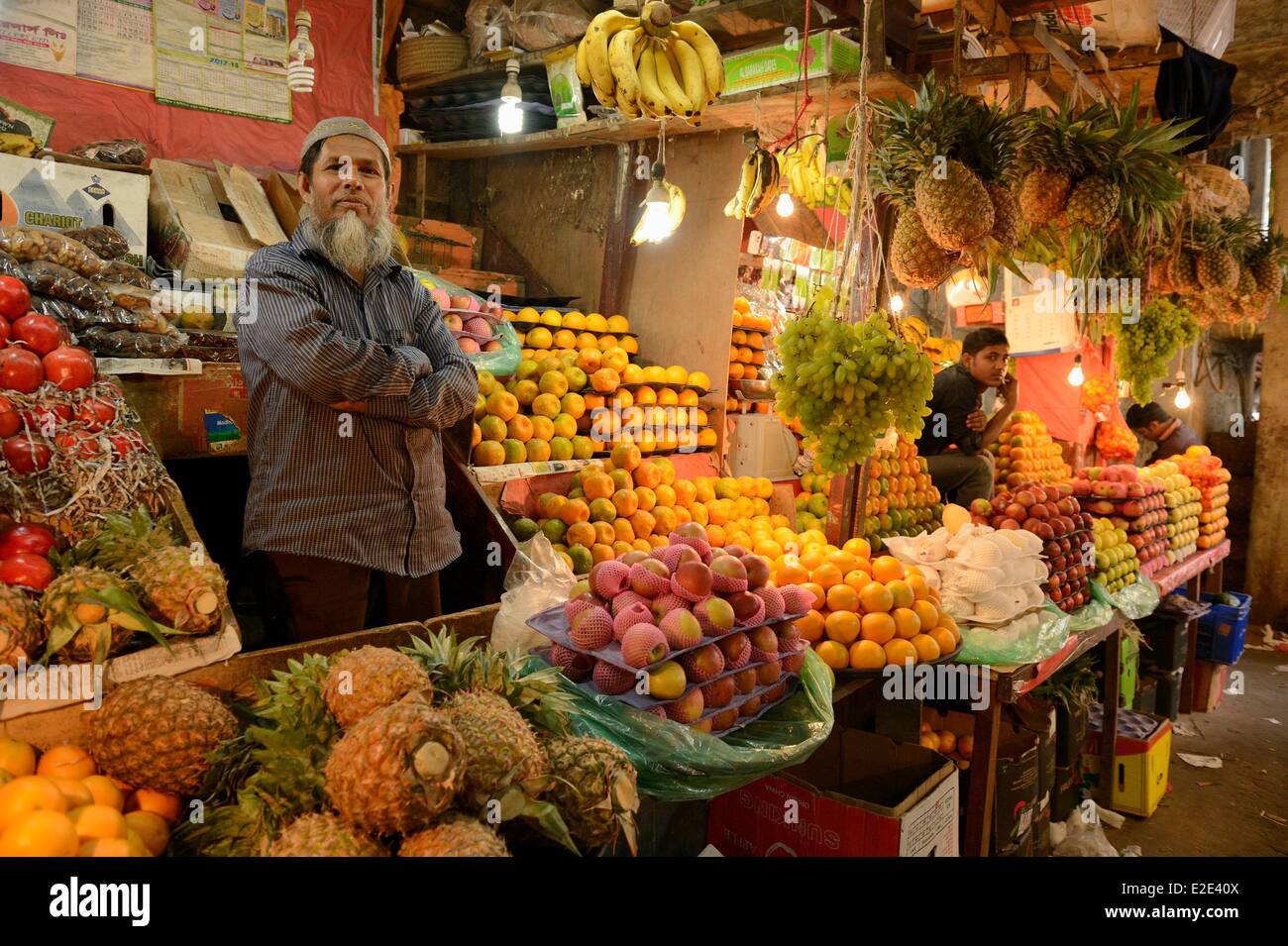 Bangladesh Dhaka (Dacca) market in Gulshan area Stock Photo - Alamy