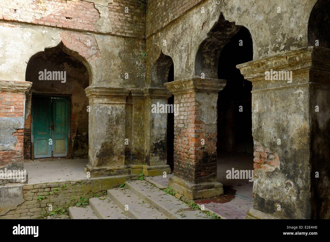 Bangladesh rajbari palace series rajbaris hi-res stock photography and ...