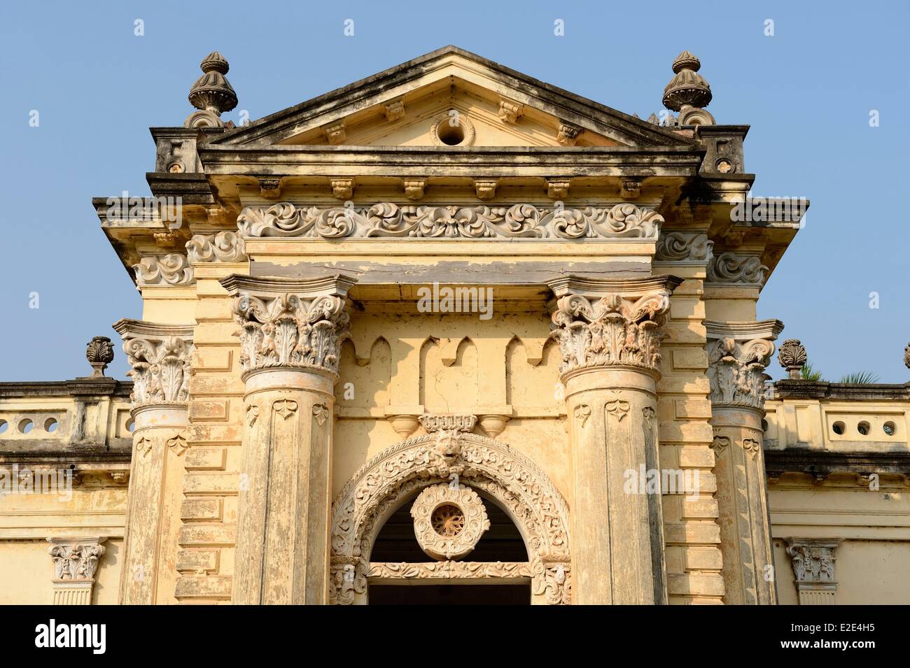 Bangladesh rajbari palace series rajbaris hi-res stock photography and ...