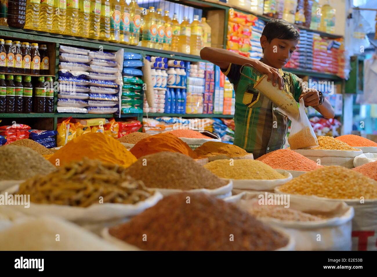 Bangladesh, Sreemangal (ou Srimangal ou Srimongol), the tea capital, is ...