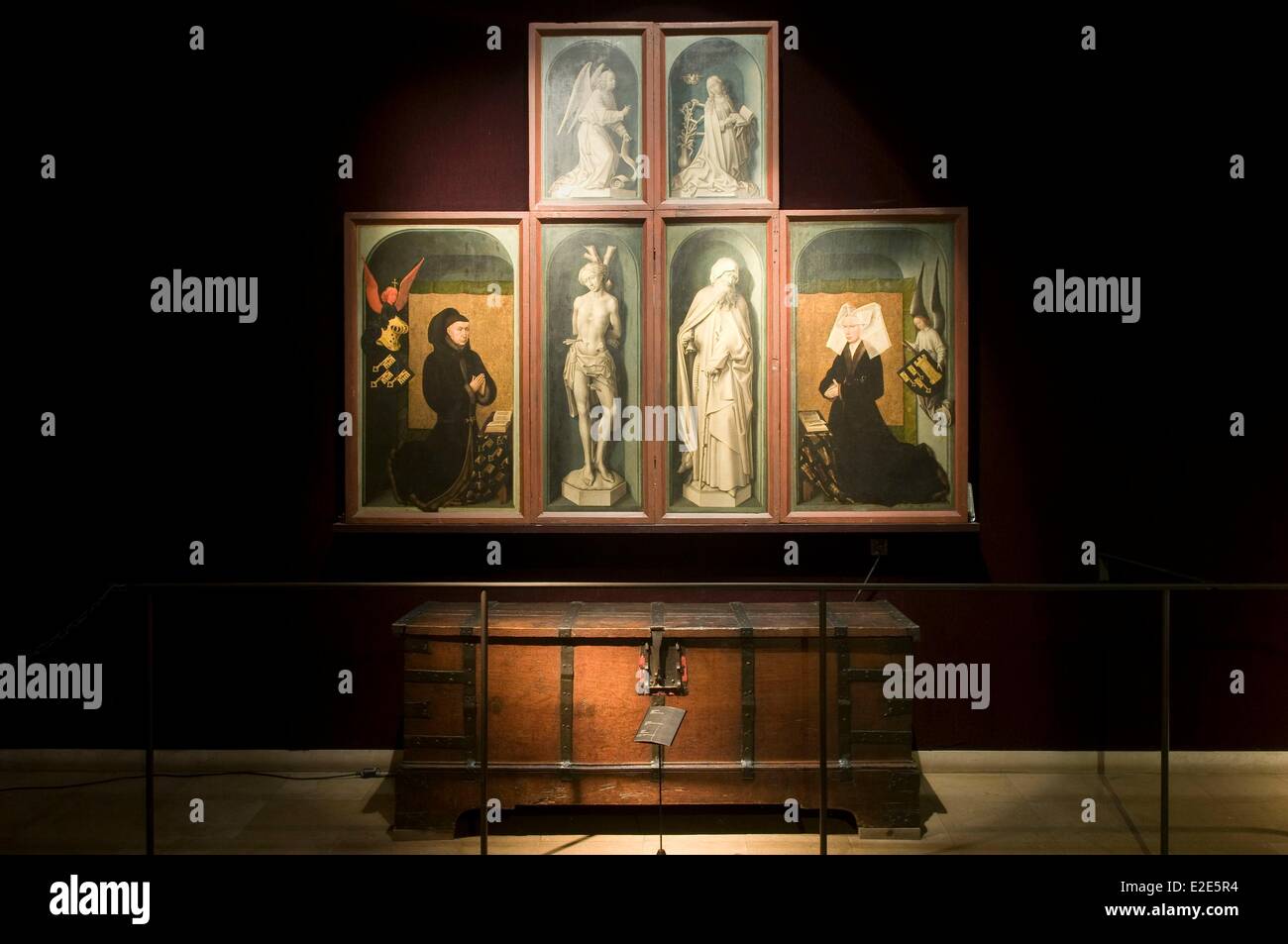 15th century polyptych altarpiece hi-res stock photography and images ...