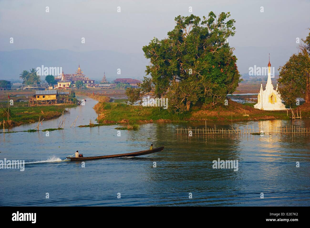 Myanmar (Burma), Shan state, Inle lake, Nampan village Stock Photo - Alamy