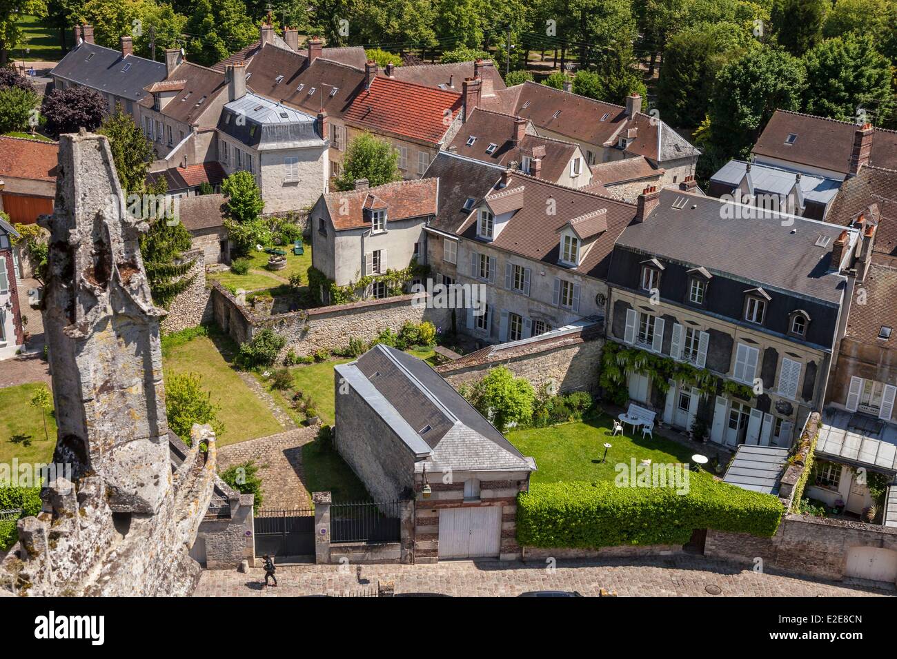 France, Oise, Senlis, houses Stock Photo - Alamy