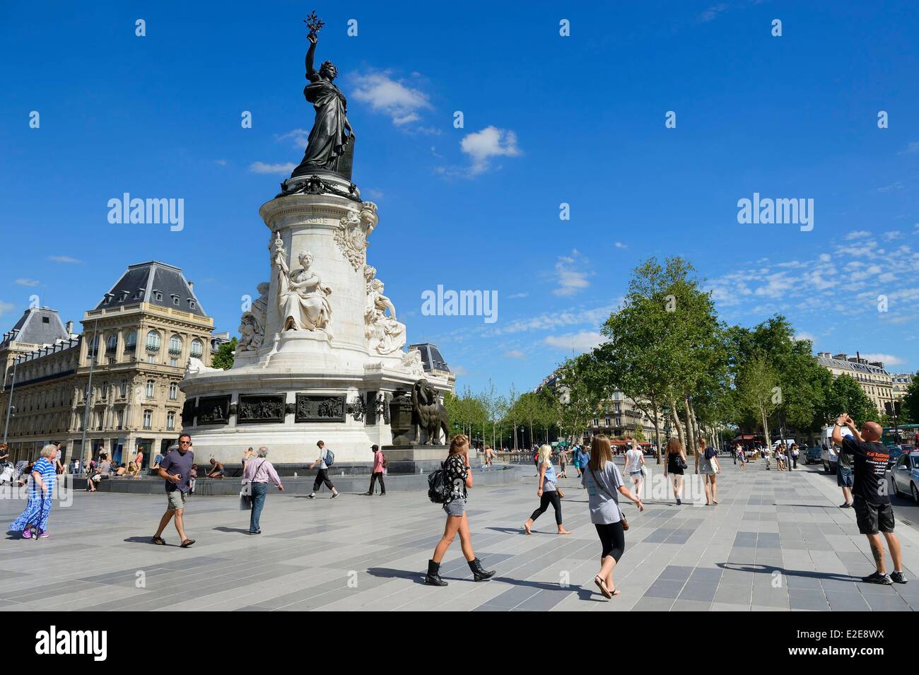 France, Paris, place de la Republique Stock Photo - Alamy