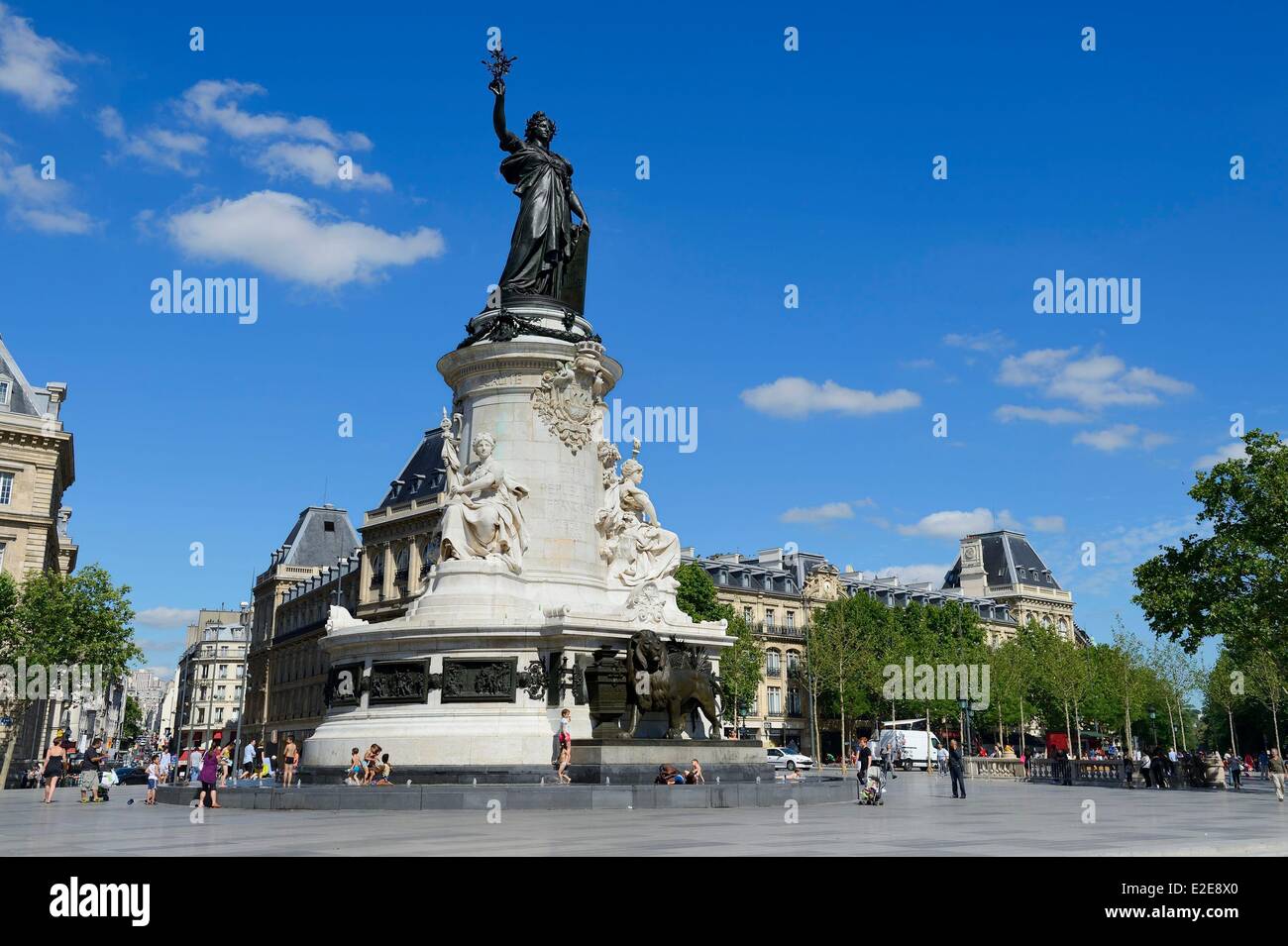France, Paris, place de la Republique Stock Photo - Alamy