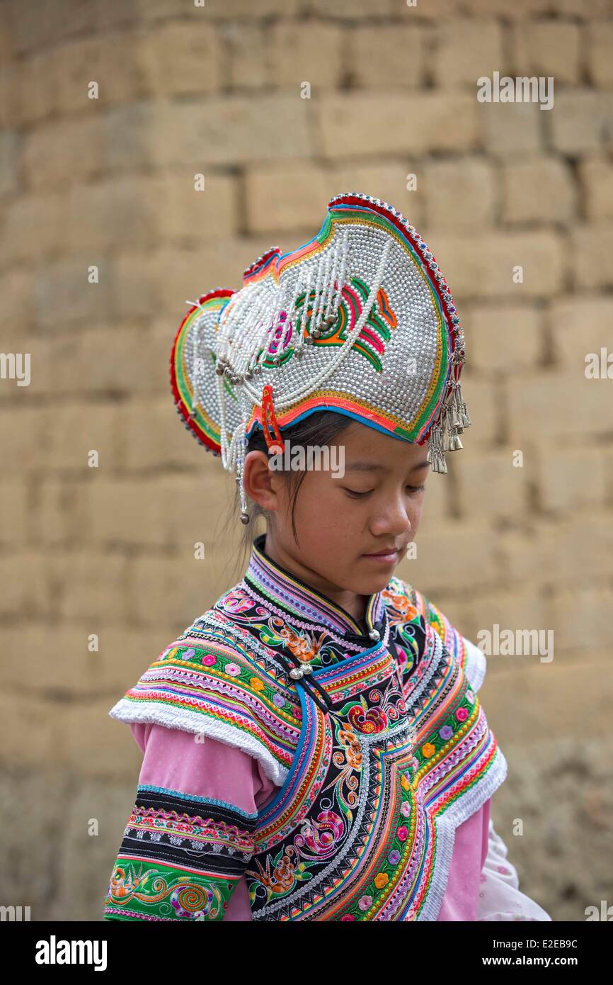 China, Yunnan province, Yi people, Yuanyang, Duoyishu village, Girl ...