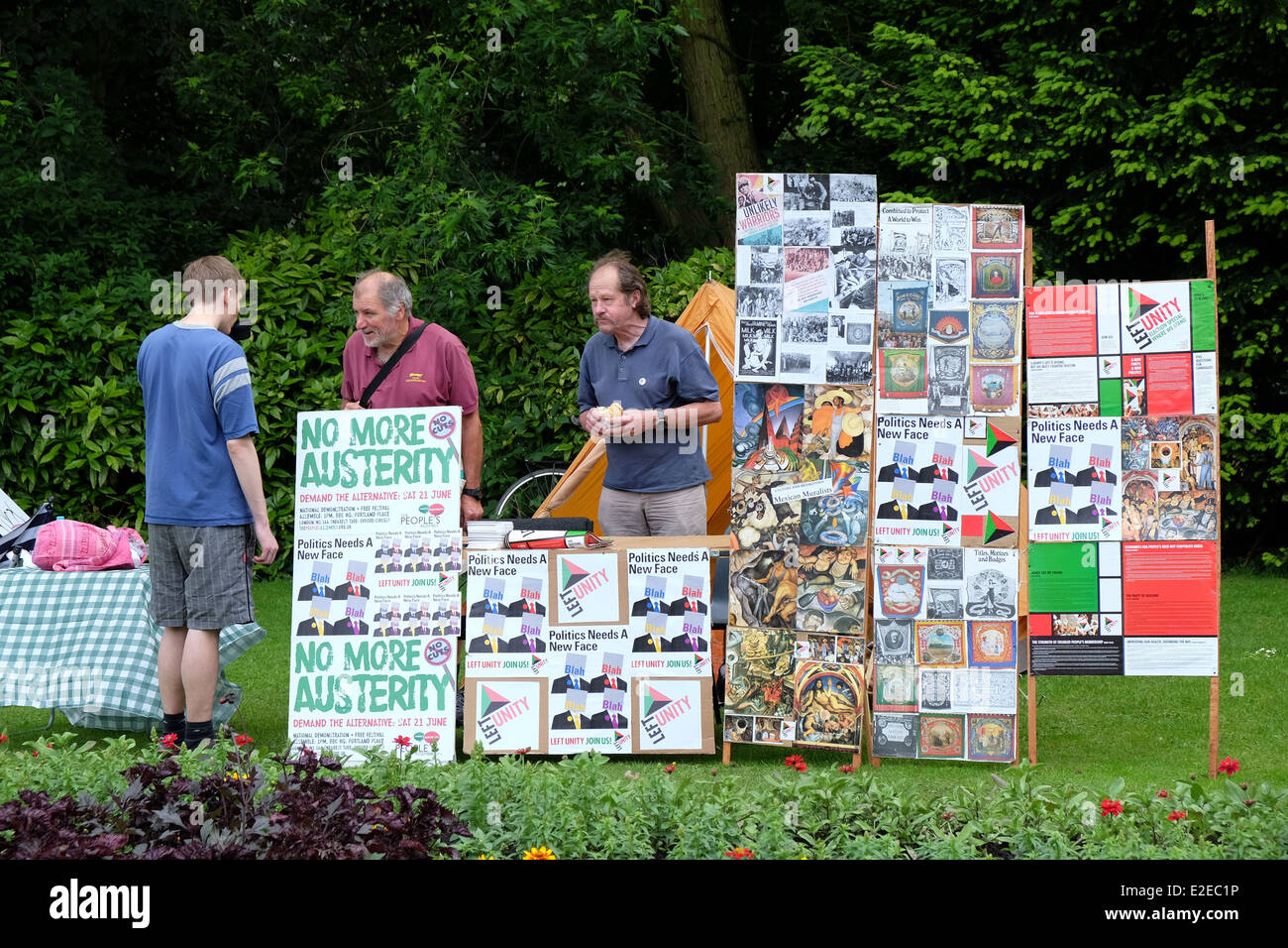 a left unity politics stand Stock Photo - Alamy