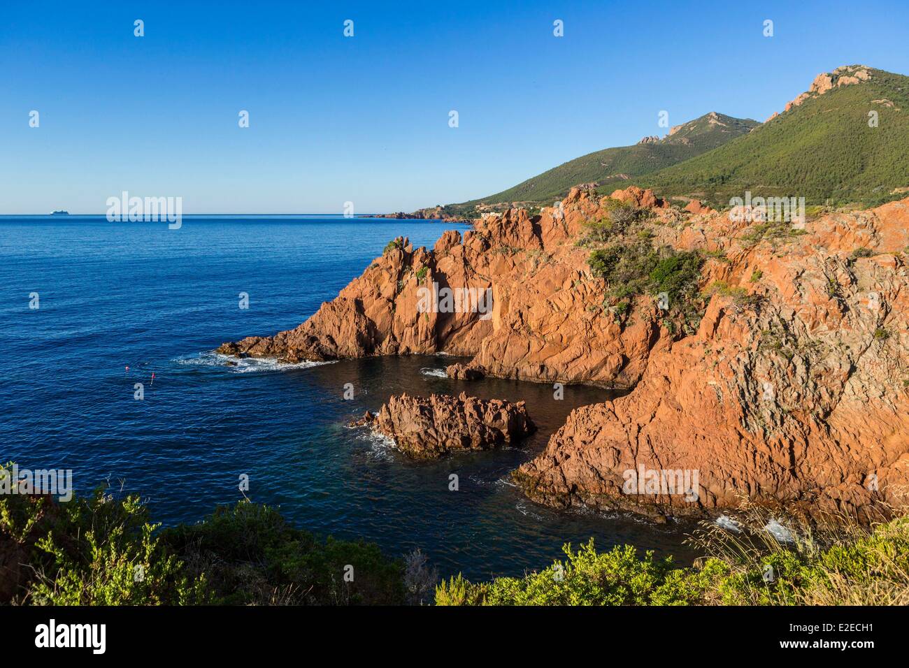 France, Var, Massif de l'Esterel, the Corniche Or (Golden Cornice), Le ...