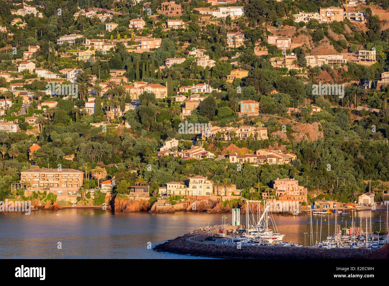 France, Alpes Maritime, Massif de l'Esterel, Corniche d'Or (golden ...