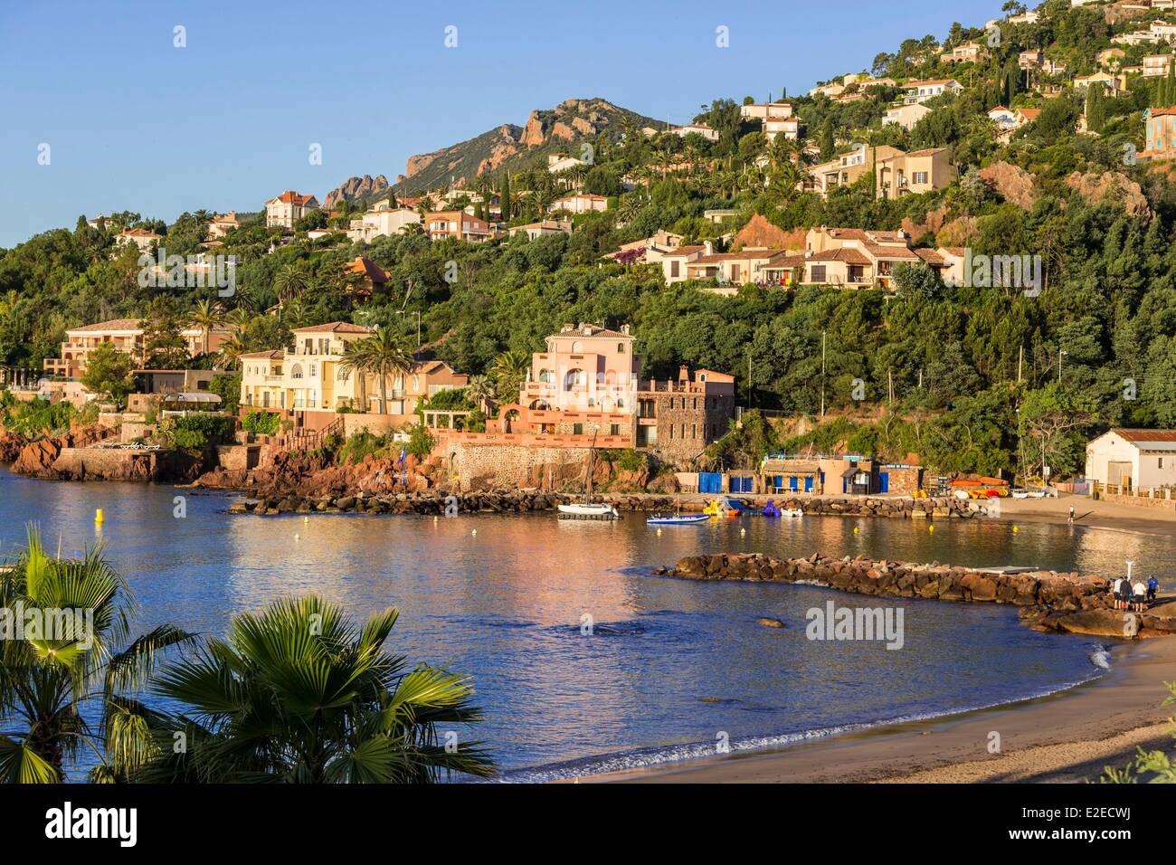 France, Alpes Maritime, Massif de l'Esterel, Corniche d'Or (golden ...