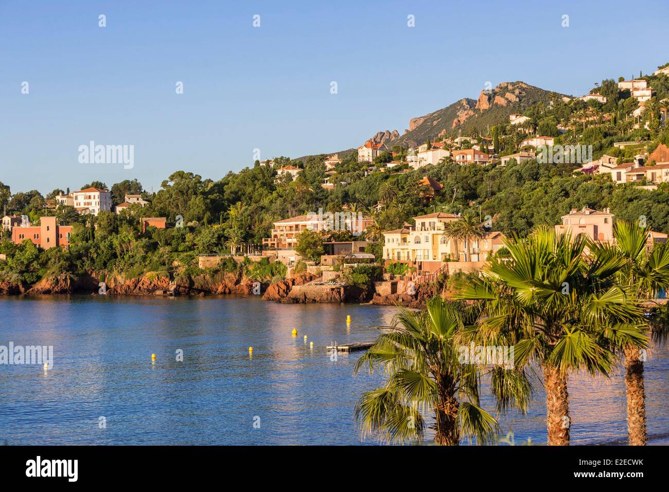 France, Alpes Maritime, Massif de l'Esterel, Corniche d'Or (golden ...