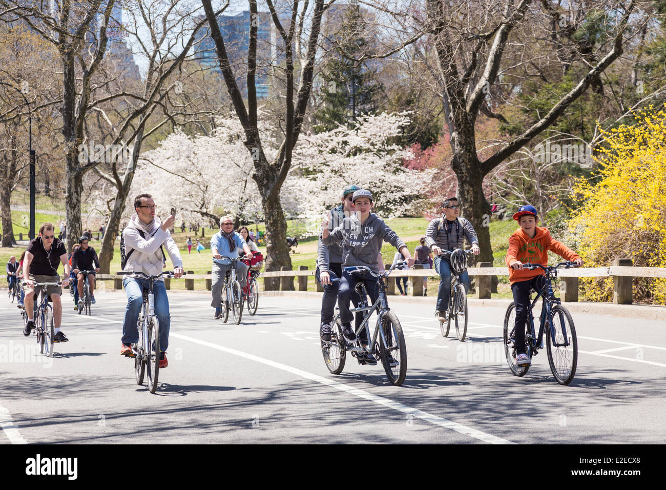 Crowded bike hi-res stock photography and images - Alamy