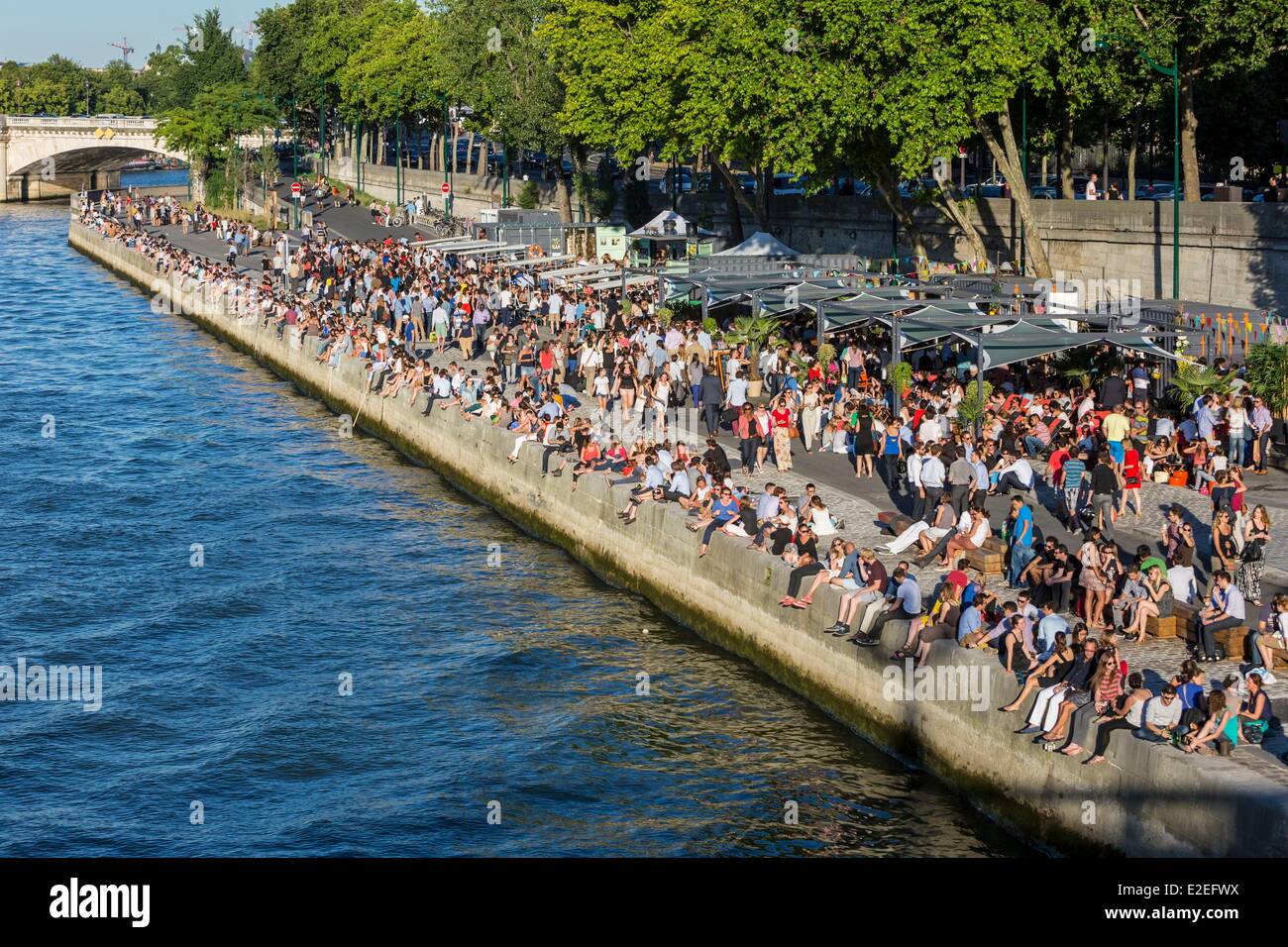 France, Paris, the banks of the Seine listed as World Heritage by ...
