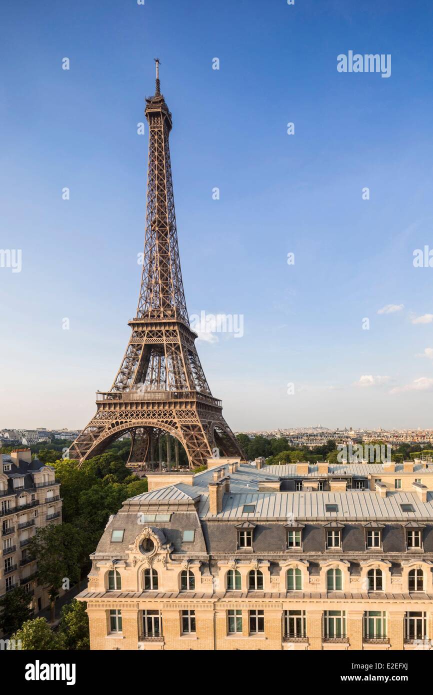 France, Paris, the roofs of Paris and the Eiffel Tower Stock Photo - Alamy
