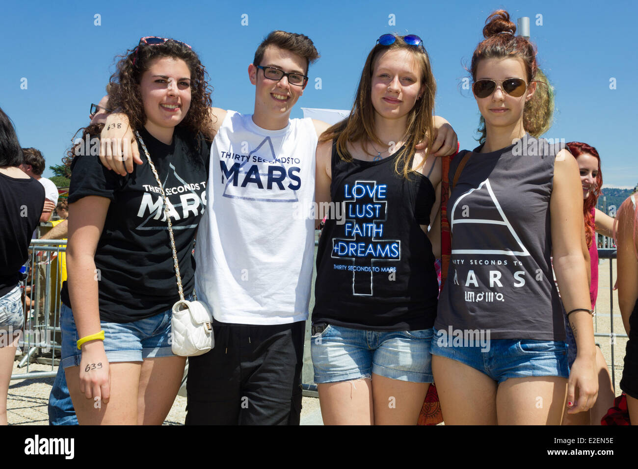 Jared leto with fans hi-res stock photography and images - Alamy