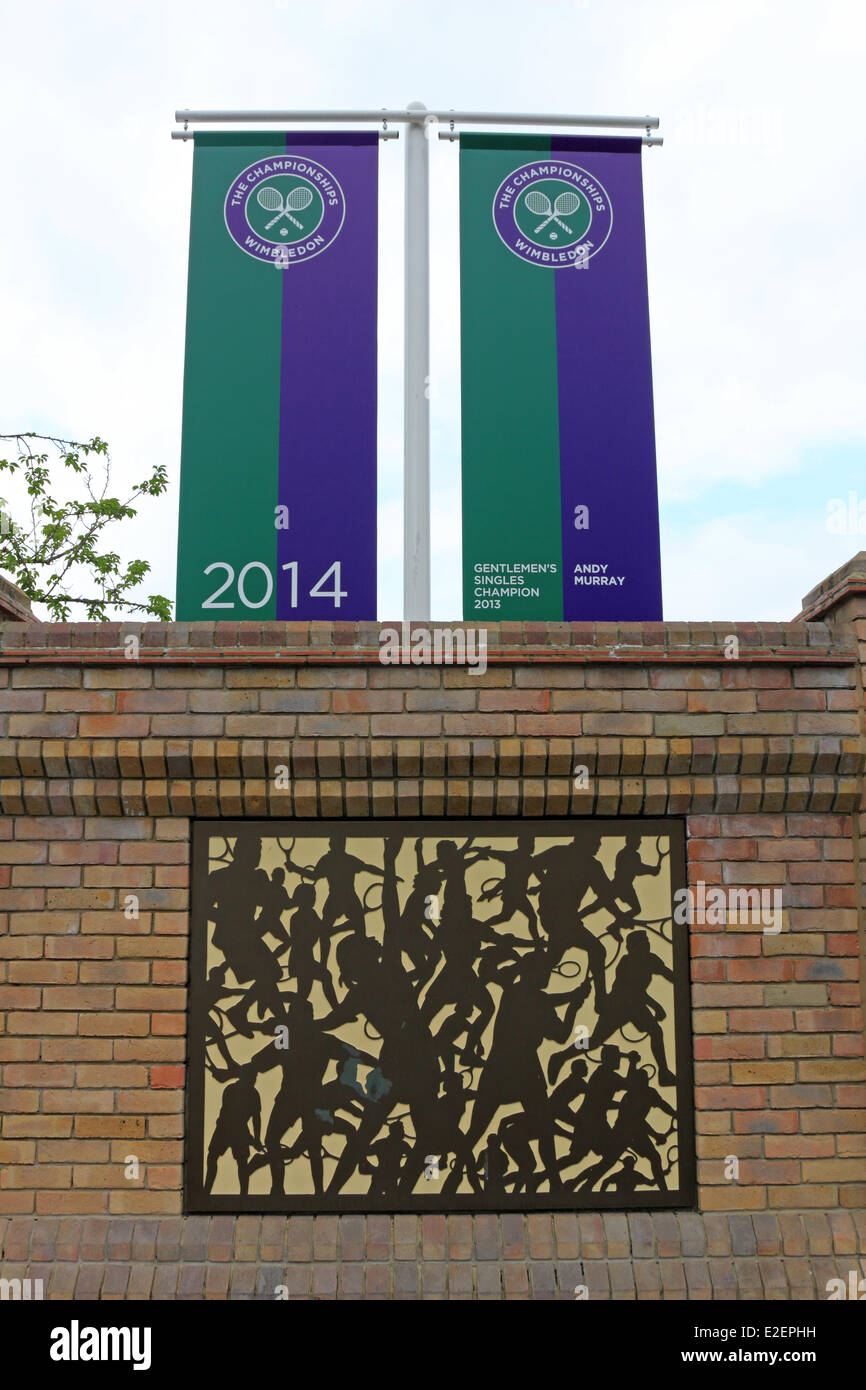 Wimbledon banners hi-res stock photography and images - Alamy
