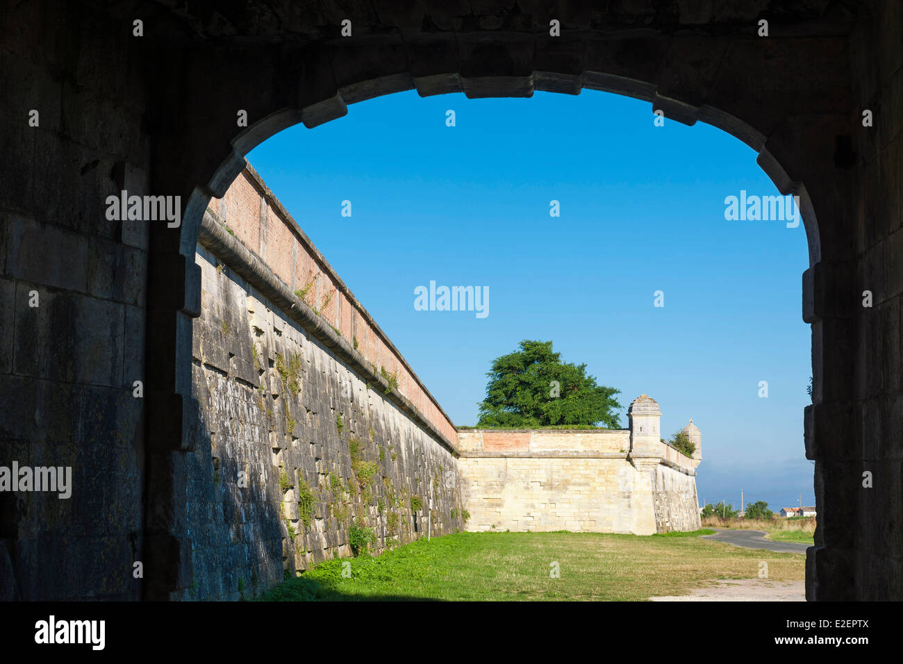 France, Charente Maritime, the citadel of Brouage, the Royal gate Stock ...