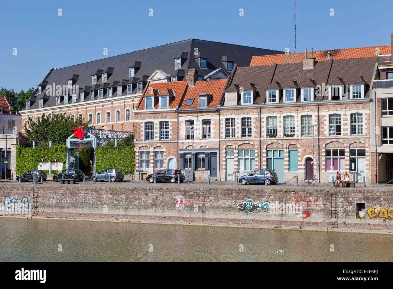 Waults hi-res stock photography and images - Alamy