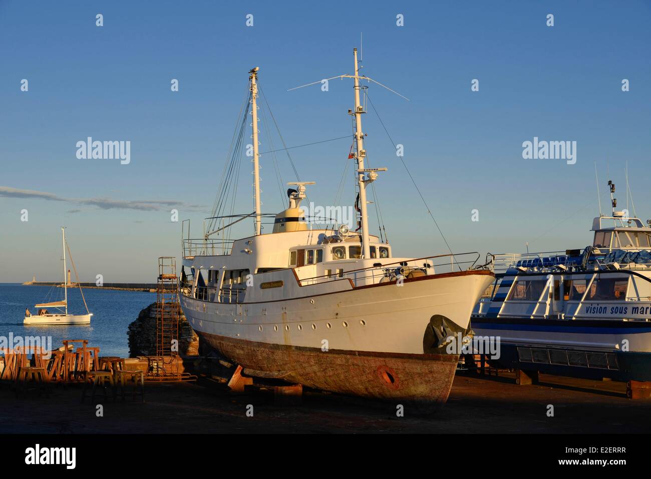 Fairing mast hi-res stock photography and images - Alamy