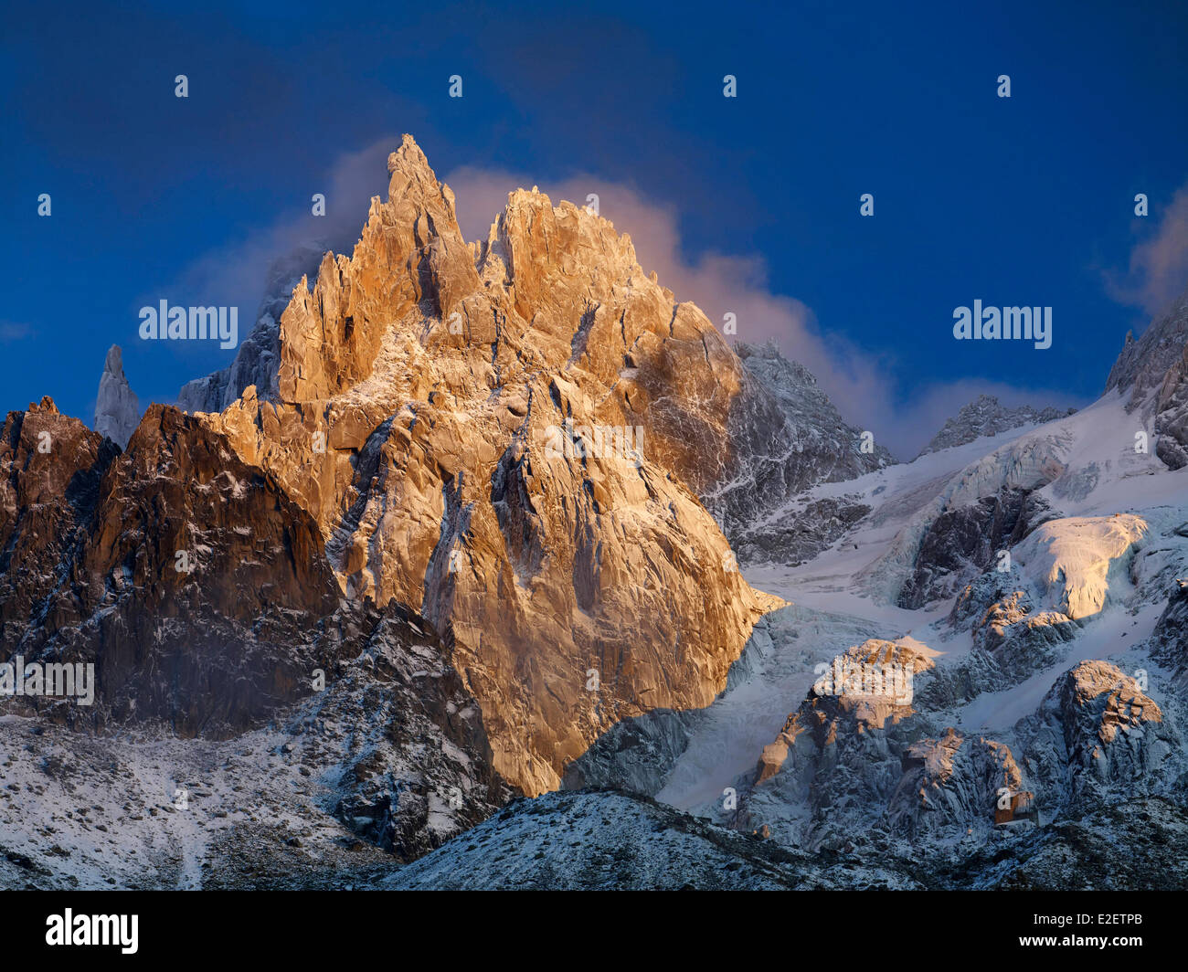 France, Haute Savoie, Chamonix Mont Blanc, Aguille des Grands Charmoz ...