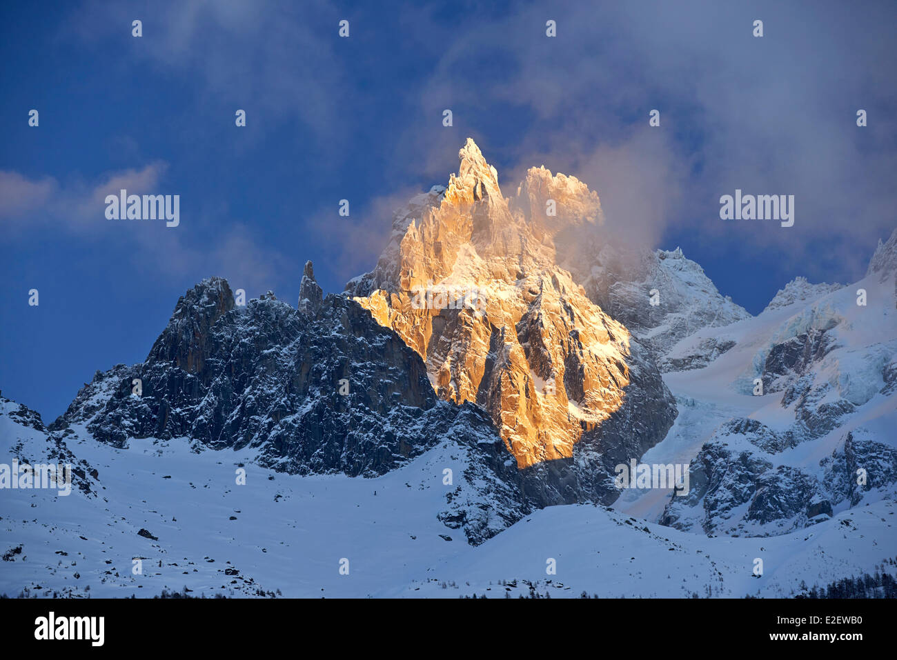 France, Haute Savoie, Chamonix Mont Blanc, Aguille des Grands Charmoz ...