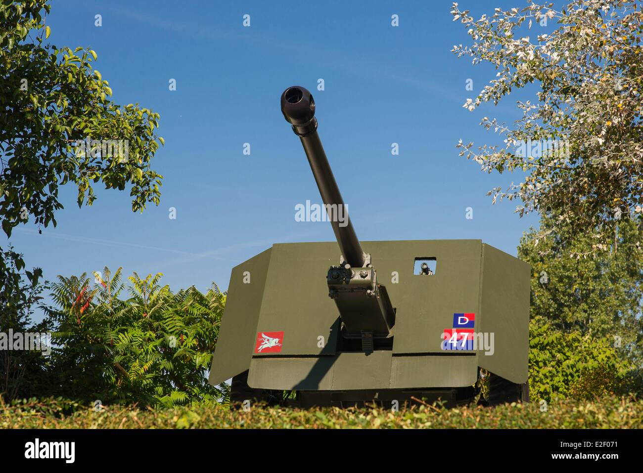 25 pounder field gun hi-res stock photography and images - Alamy