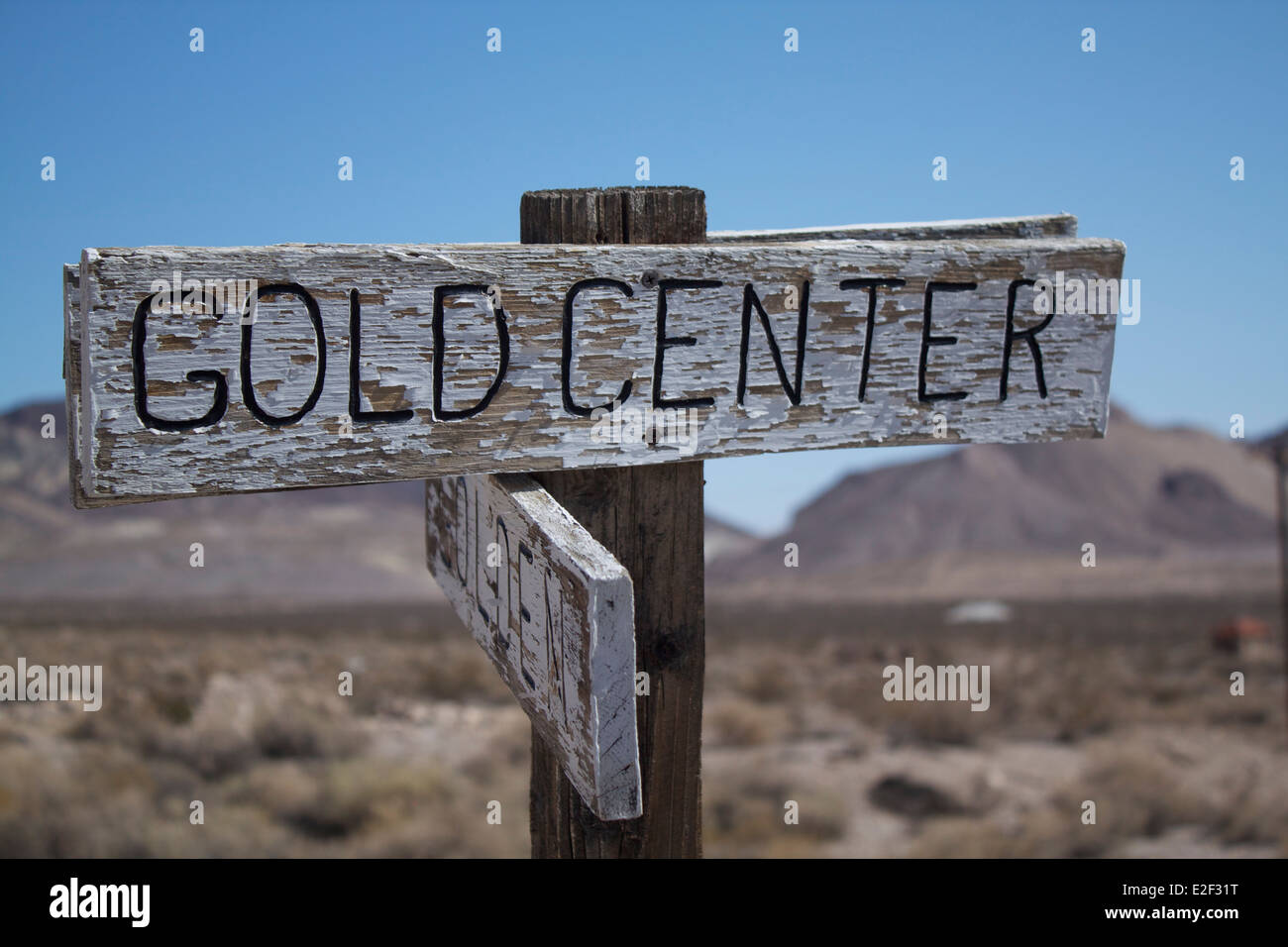 Gold Center Signpost Stock Photo - Alamy