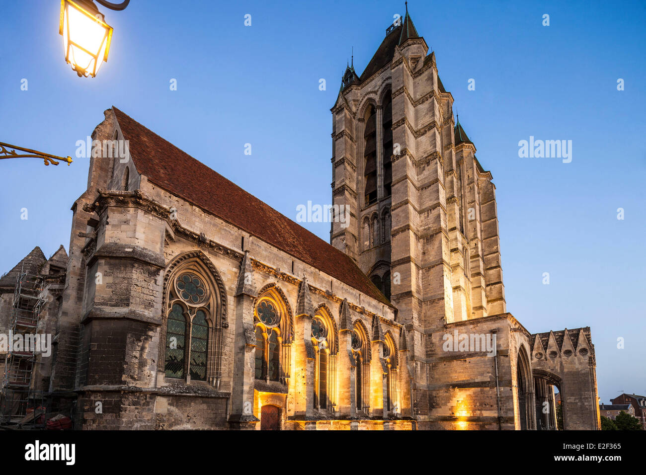 France, Oise, Noyon, Notre Dame cathedral Stock Photo - Alamy