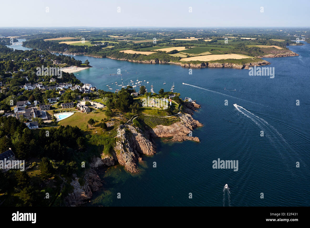 France, Finistere, Nevez, the Aven river, Port Manec'h, Beg Ar Vechen ...