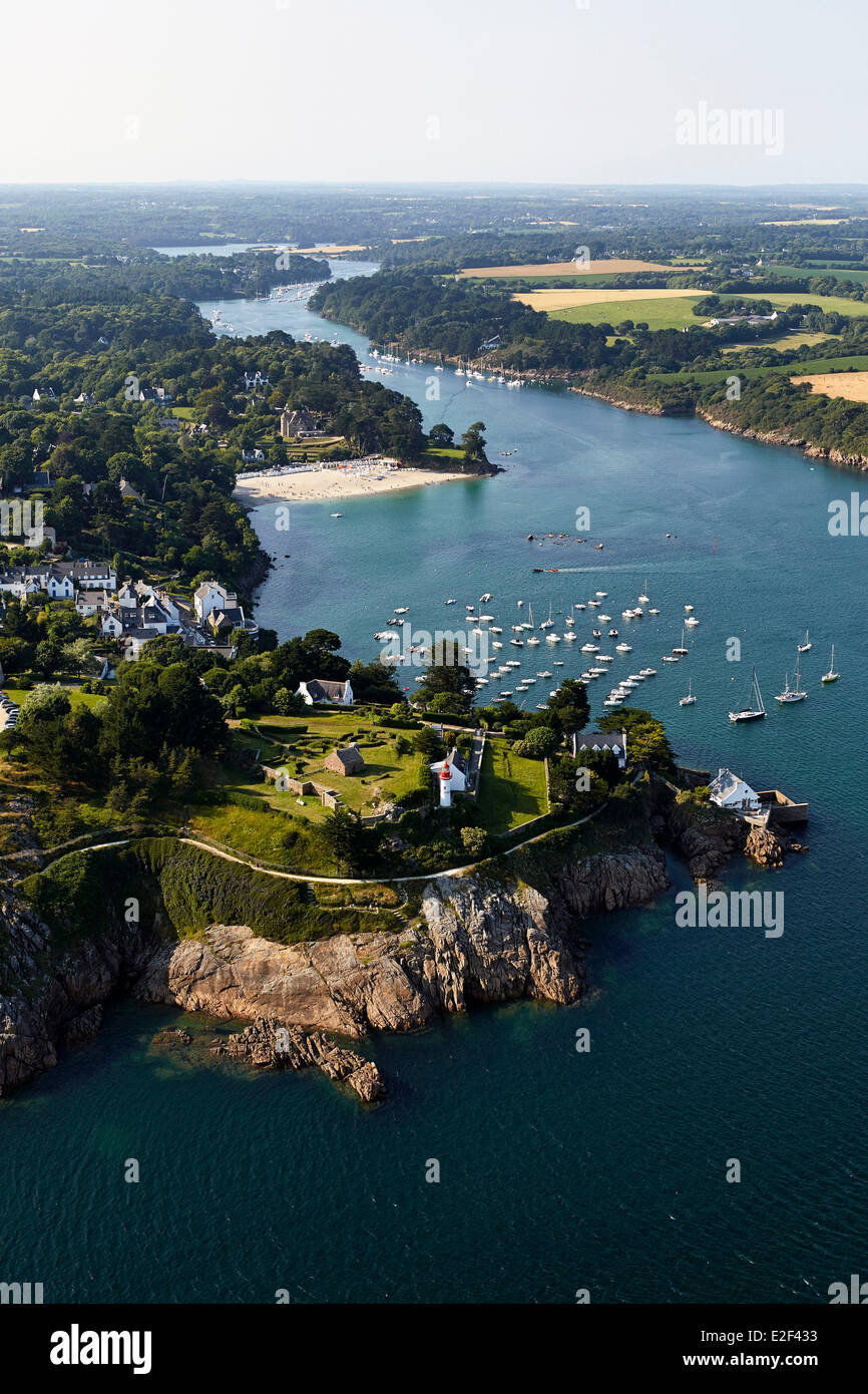 France, Finistere, Nevez, the Aven river, Port Manec'h, Beg Ar Vechen ...