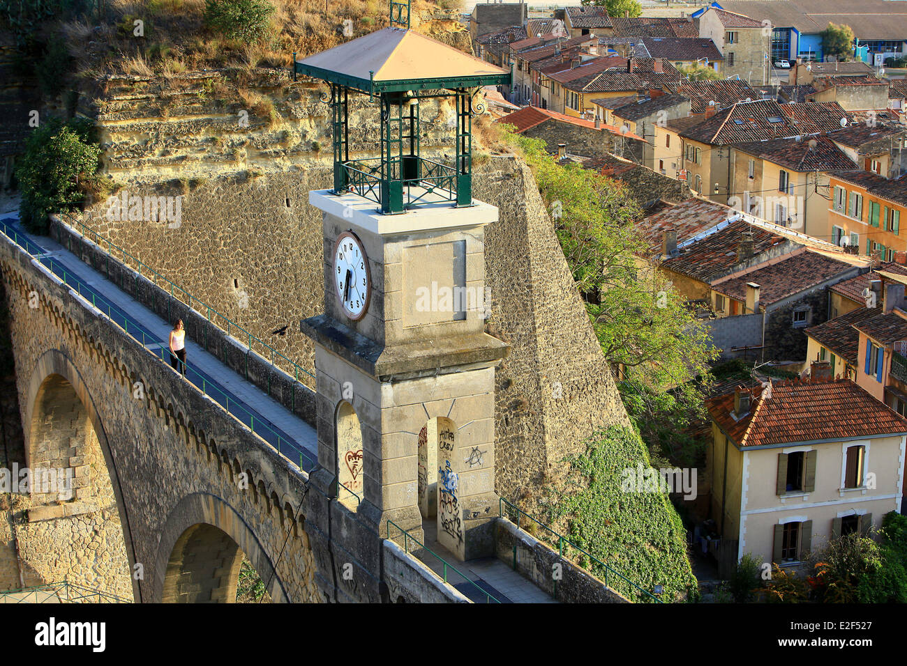 France, Bouches du Rhone, Saint Chamas, aqueduct, the Bridge of Clock ...